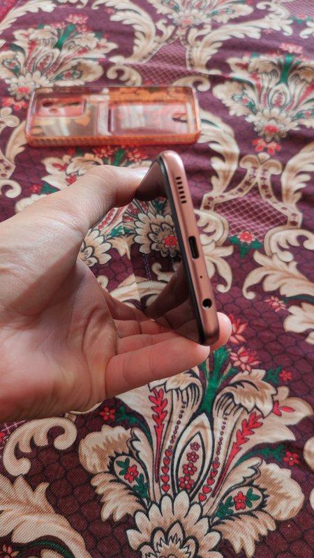 Samsung Galaxy F23 6/128 GB Obmen yôq