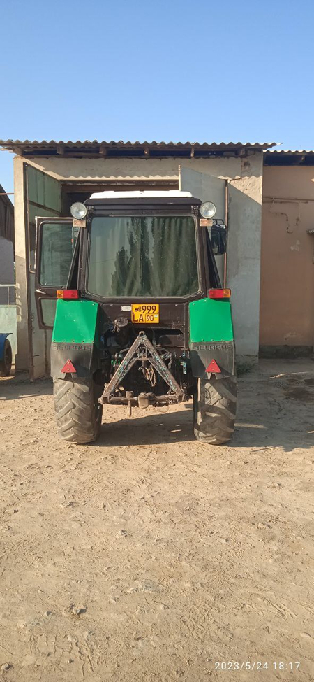 MTZ 80 traktor sotiladi
