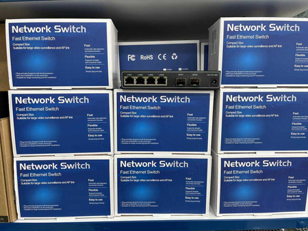 Полный гигабитный 2 SFP 4 портов промышленный Ethernet коммутатор POE
