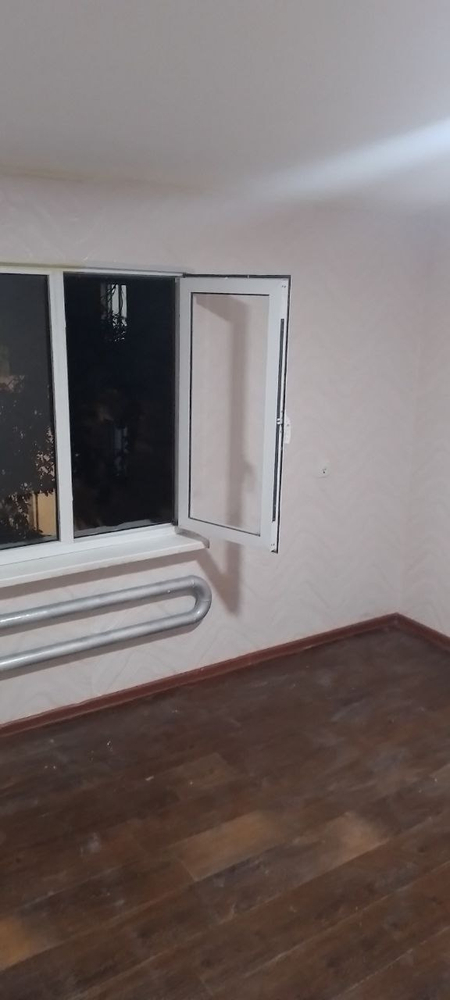 Срочно продаётся 1/4/4 Лисунова 4, Дворец
