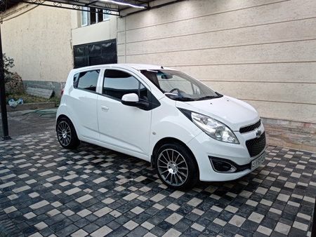Spark 1.25 nasiya savo bor