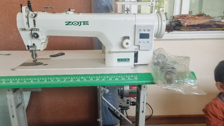 Зоже Шагающий тикув мошинаси янги 400$