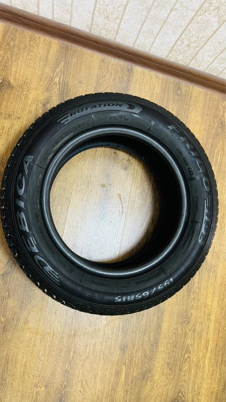 Продаются шины Debica Frigo 195/65R15