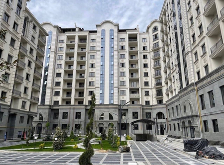 Muhtasham Продается 4 комнатная коробка Финансовый Институт Минор