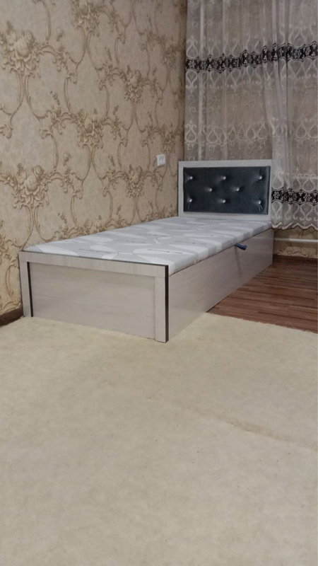 Аксия бир кишилик краватлар кромкаси пвха