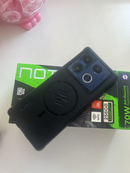 Infinix note 40 pro 12/256