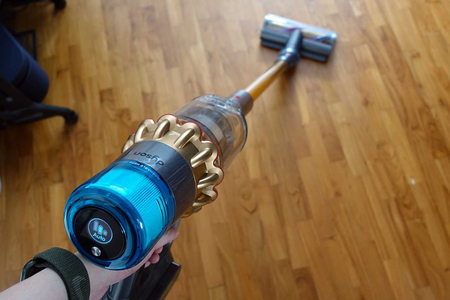 Ручной пылесос Dyson V15 Detect Absolute +Безплатная доставка