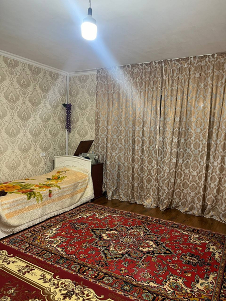 Продаю квартира Яшнабод р н Авясозлар 1