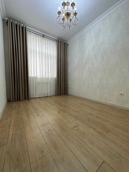 Продаётся квартира 4/1/9 с площадью 168 кв.м в ЖК Assalom Sohil.