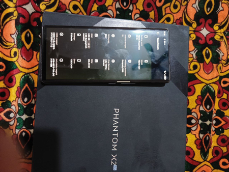 Tecno phantom x2 5G telefon flagman