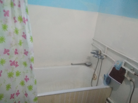 2хонали 3хона килинган квартира арендага берилади.