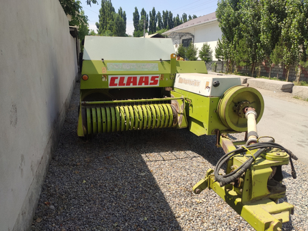 Claas markant 55