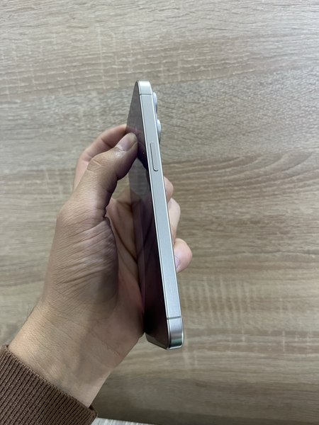 IPhone 15 Pro Max 256GB J/A
