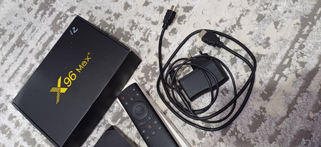 TV Box X96 Max  продаю  тв приставку
