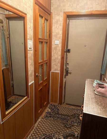 На 11 квартале Чиланзарского района продается квартира. 3/2/4