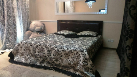 Сдам в центре 2/2/3