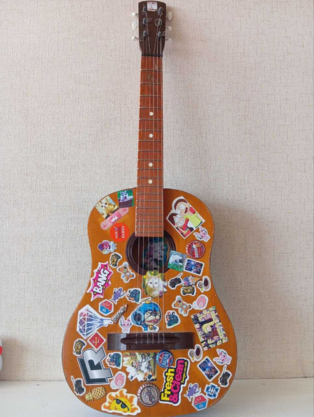 Gitara 38razmerr