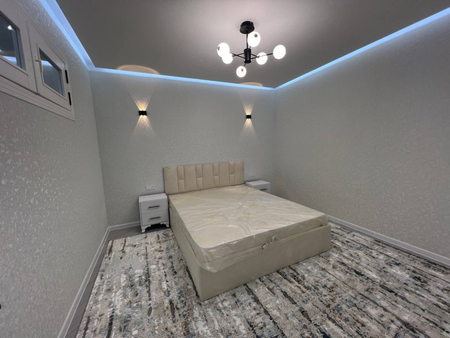 Продается 3 ком. Квартира плащадью 80 кв.м. В Согдиане ор. До линии