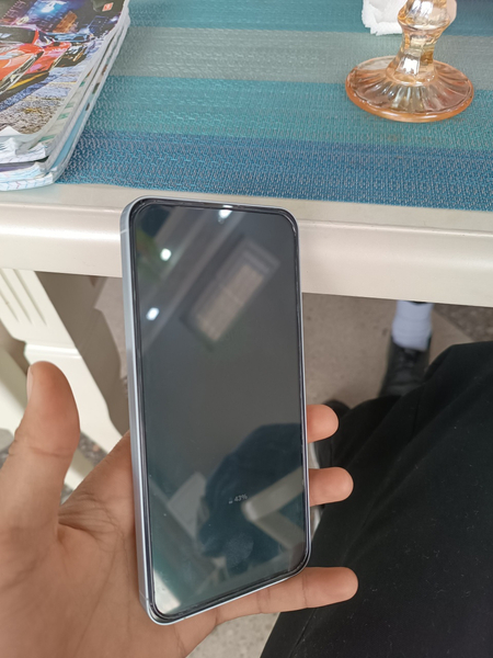Samsung galaxy A55 5G  8 oy kafolati bilan