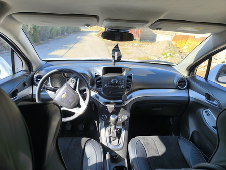 Продаётся Chevrolet Orlando 1поз.механика  Срочно!