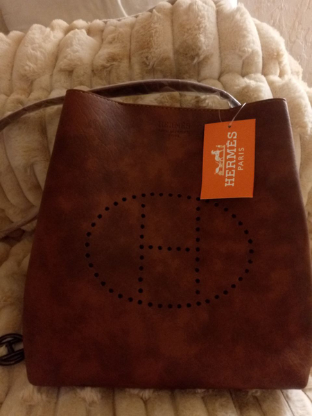 Продам Брэндовую сумку Hermes.
