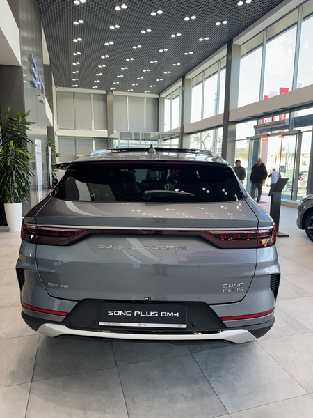 BYD Song plus DM-i flagship AWD