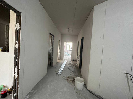 4 комнатная с кадастром 130м2 в Comfort House сзади Mega Planet