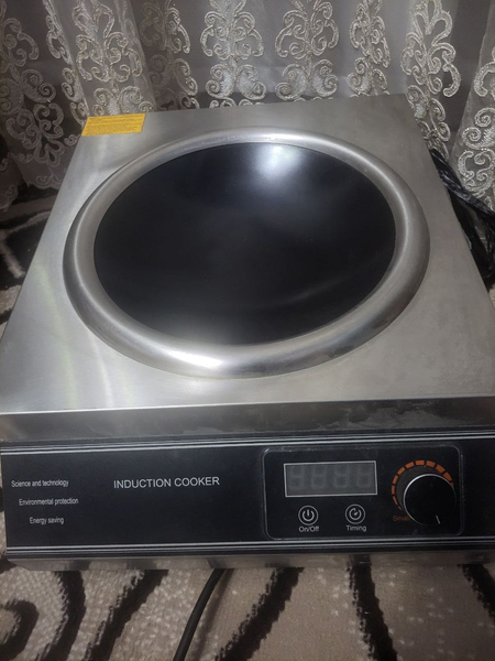 Wok aparat induction cooker