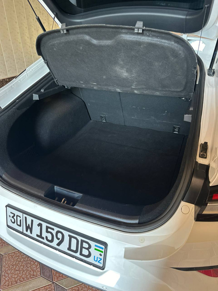 JAC J7 srochno sotiladi
