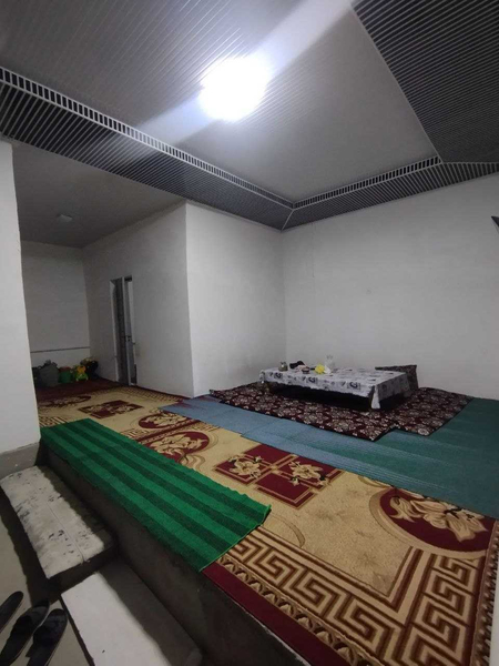 От Сергели 6км.Лайлак махалля.Продам 4 комнатный дом на 3.4 сотках.