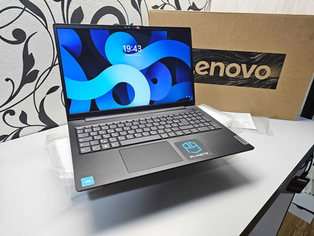 ПРОДАМ HP 250G10 Ноутбук Core™ i5 13-ПОКОЛЕНИЯ/8GB/512SSD/15.6