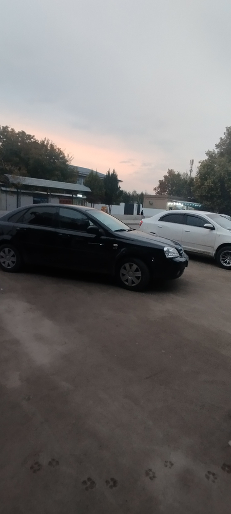 Lasetti mashina Si,