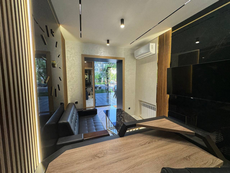 Аренда под Офис Ориентир-Улца Лисунова. 45м2  1200$торг