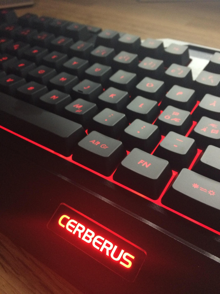 CERBERUS ASUS игравой клавиатура