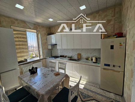 2 xonali 70m² 5-qavat sotiladi.