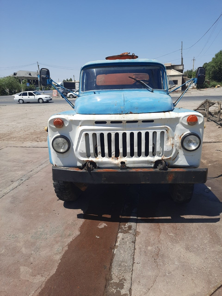 Бензавоз сотилади. Нархи 2.500$. Нархини келишамиз.