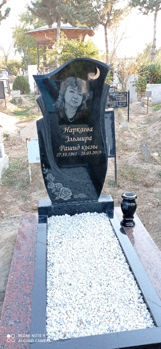 Памятники из гранита и мрамора любой степень сложности