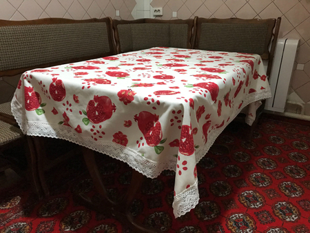 Скатерти и полотенце