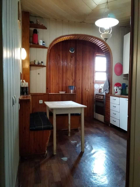 м.Х.Алимжана Дархан 2-комнатная 8/9 60 м² зал 5х5 м среднее состояние