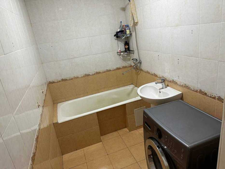Банковский дом продается, Беруний 2в4/3/4, кирпич, 88 м2
