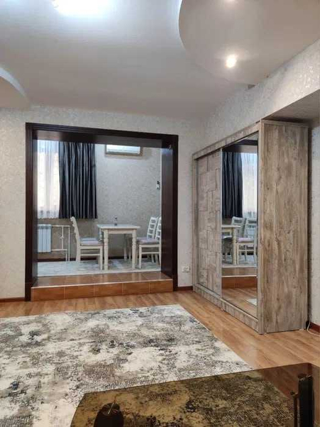 Продается 1 ком переделланая в 2х в Центре Ц-5 на 1 этаже