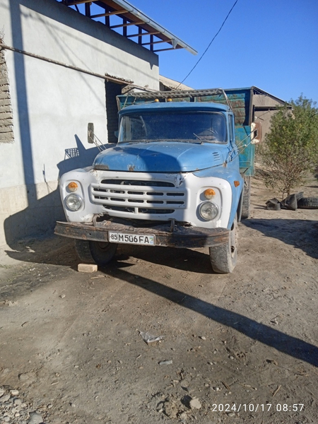 Kamaz sotiladi narxini kelishamz