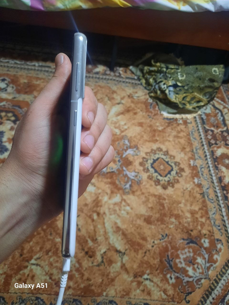 Samsung s21 5g holati yaxshi yangidek