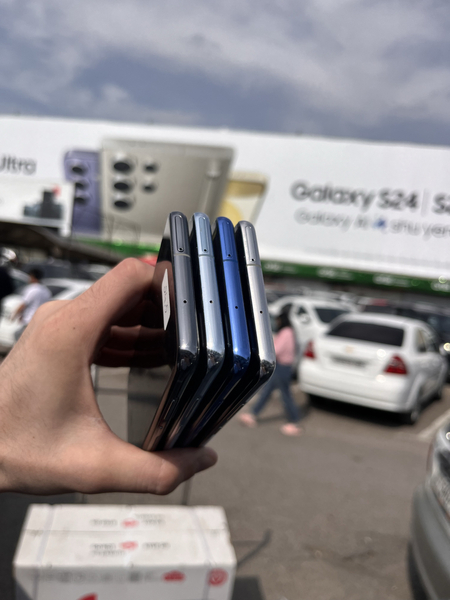Samsung s20 Plus • 12/256gb • Orginal • Nasiya SAVDO Bor!!!