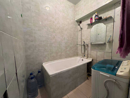 Паркентский 2/8/9, среднее состояние 63 м², общий коридор, ИПОТЕКА