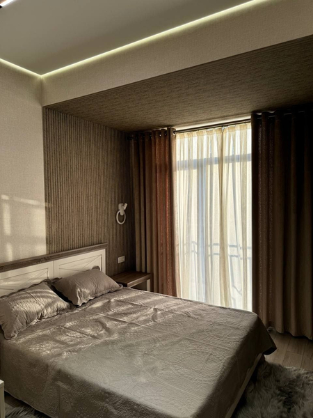 Продажа Махтумкули 
Ж/К New Life 3/5/10
Площадь 65м2 
Ремонт прмиум кл