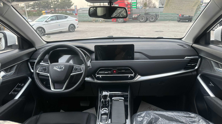 JAC JS8 Crossover Captivani O'rniga