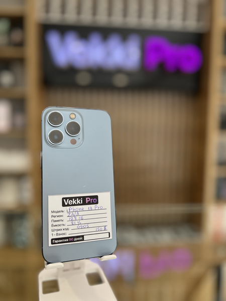 iPhone 13 pro Blue 128 gb