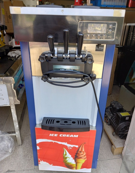 Frezer  Muzqaymoq Aparat 220V  Frezer  yetkazib berish xizmati bepul
