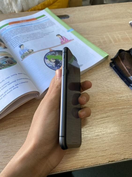 Iphone 11 ideal .